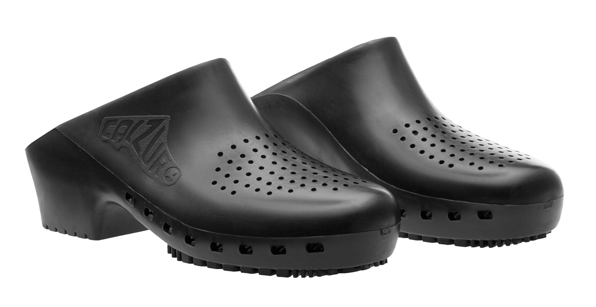 Classic Black Clogs | Ventilated Work Shoes | Calzuro